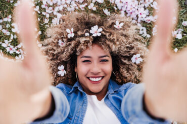 承認欲求が強い人の特徴・末路と対処法｜疲れずに向き合う方法を解説 | Empower Path (エンパワーパス）